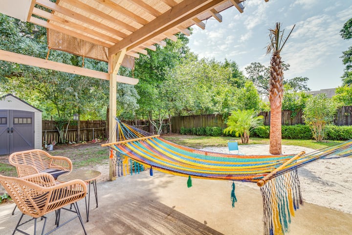 Pet-friendly Pensacola Home W/ Sunny Backyard! - Pensacola, FL