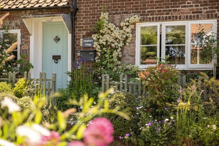 Josephine's Cottage - Fakenham