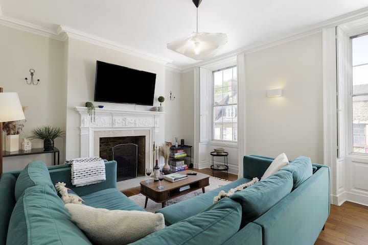 Stylishly Presented Holiday Apartment - Molls Yard - Chipping Norton