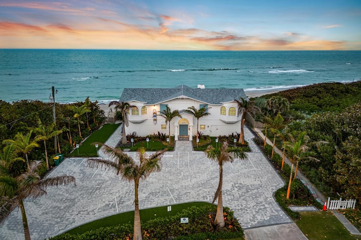 Beachfront Oasis (Whole House - 4 Luxury Condos) - Melbourne Beach, FL