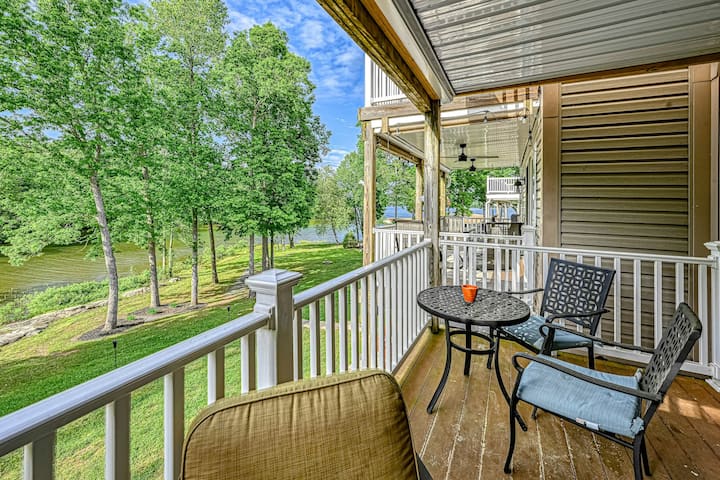 2br Lakefront With Kayaks, Air Hockey, & Tennis - Lake Anna, VA