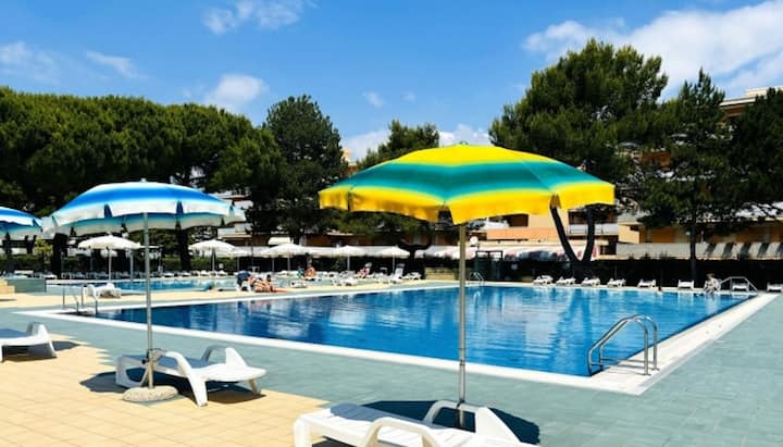 Joli Studio Pour Les Amoureux De La Piscine - Bibione