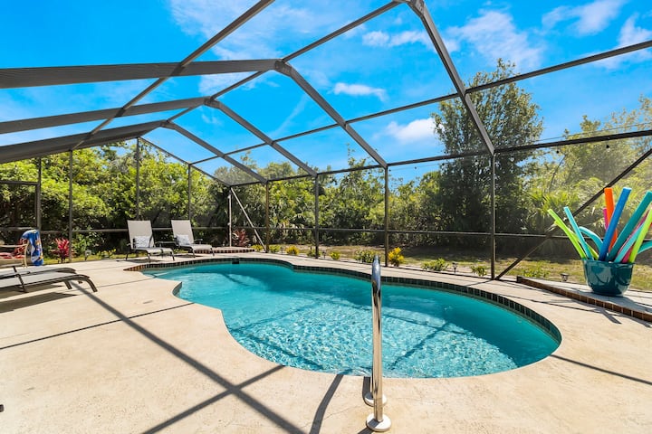 Breezy Oasis W Heated Pool In Private Setting - Englewood, FL