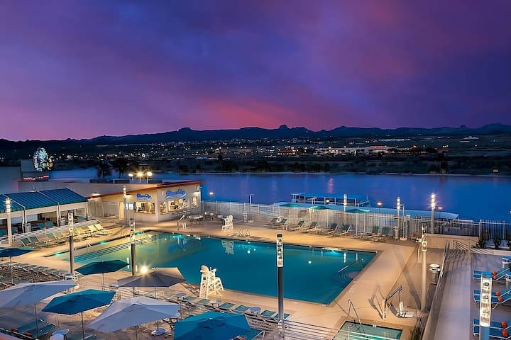 Adventure Awaits! Comfortable Accommodation! Pool! - Laughlin, NV