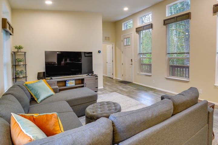 Hoodsport Vacation Rental W/ Private Lake Access! - Hoodsport, WA