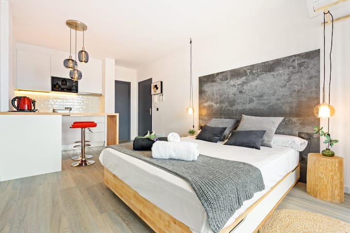 Beachfront Apartment With Sea View Terrace (2) - Ampuriabrava