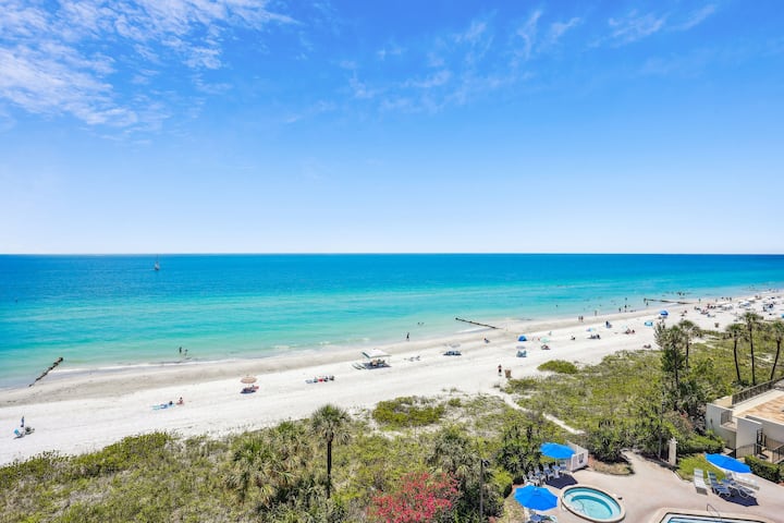 Ocean Front- Gorgeous Views- Ocean Sands 1-708 - Madeira Beach, FL