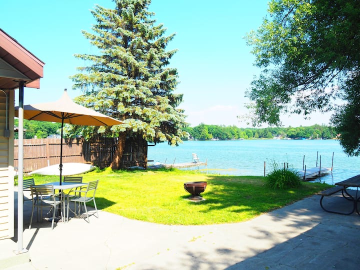 The Turk Lake House - Lakefront With Toys & A/c! - Greenville, MI