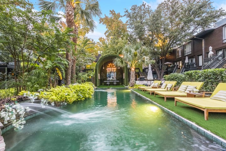 Swiss Avenue Luxury Loft - Lower Greenville - Dallas