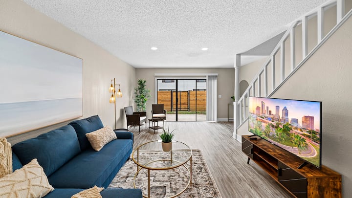 Cozy Townhome| Moffitt| Pool| Gym| Fast Wifi| 2b2b - Busch Gardens Tampa Bay