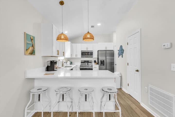 Coastal Paradise Steps To Tybee - Tybee Island, GA