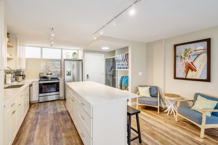 Oceanviews Newly Remodeled Across From Kamaole 3 - Maui