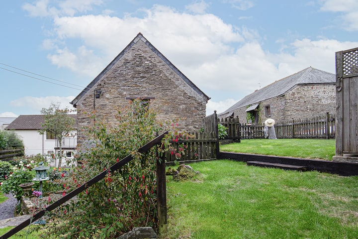 Rowan Cottage - Sleeps 2 - Nr Looe And Polperro - Polperro