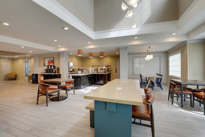 Best Place To Unwind! 3 Units W/ Breakfast! - Santa Clara, CA