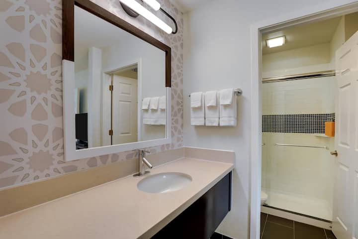 Relax And Unwind! 2 Spacious Units, Pets Allowed! - サンノゼ