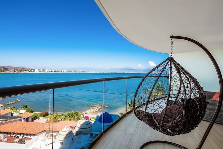 2br Beachfront Condo With Pool, Gym, Balcony, Ac - La Cruz de Huanacaxtle