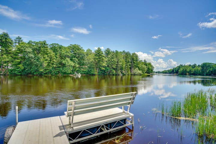 Private Hot Tub: Riverfront Escape In Shawano - Gresham, WI