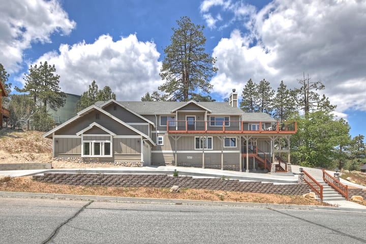 Pet Friendly!a/c!hot Tub!theater Room!game Rooms! - Big Bear, CA