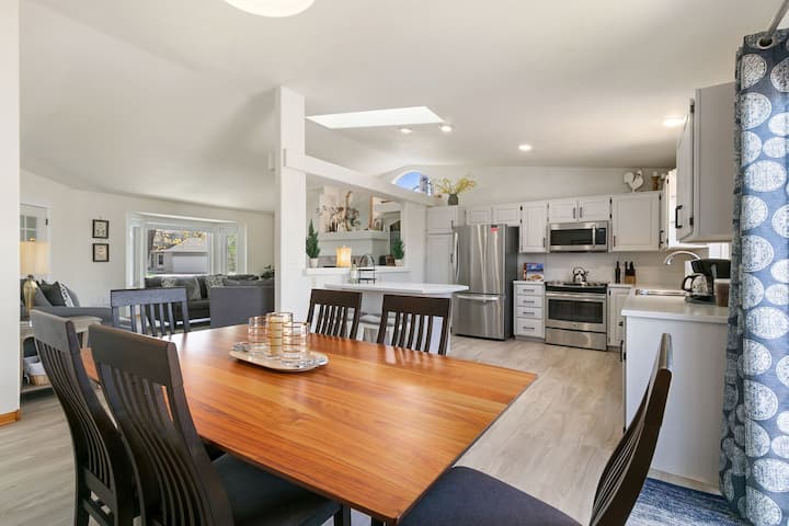 Charming Home W/ Rv Parking | 30 Mi. From Rmnp! - Loveland, CO