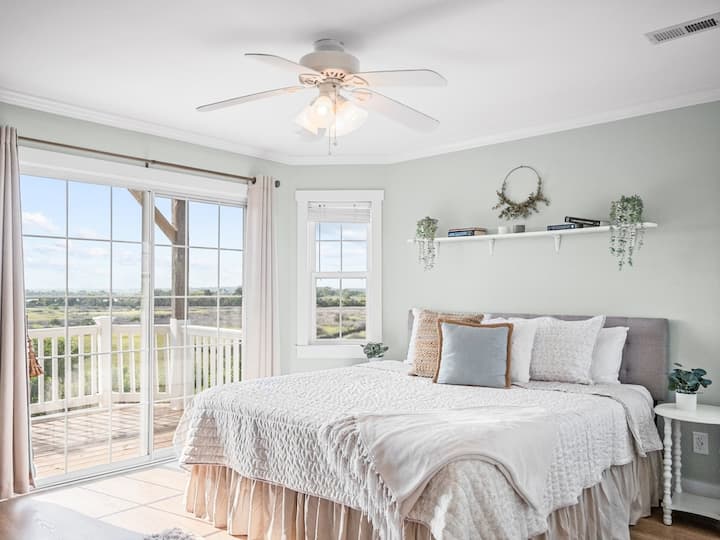 Sound Front-beach Access & Pool - Linens Included! - Topsail Island, NC