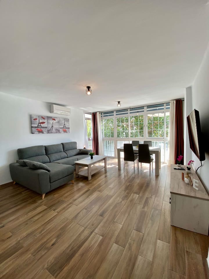 Shr042 Centrico Apartamento De Tres Habitaciones - Nerja