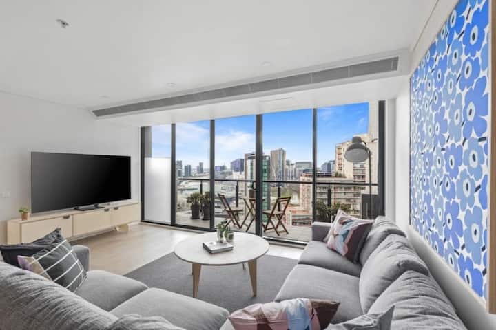 Alix- Penthouse Style 3bed/2bath Melbourne Home - 크리몬느