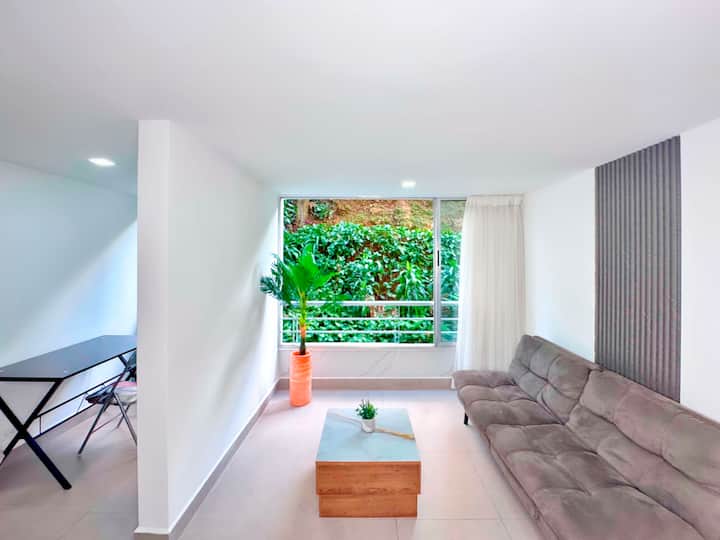 3br • Family Friendly • Pool • Altos Del Poblado - Medellín