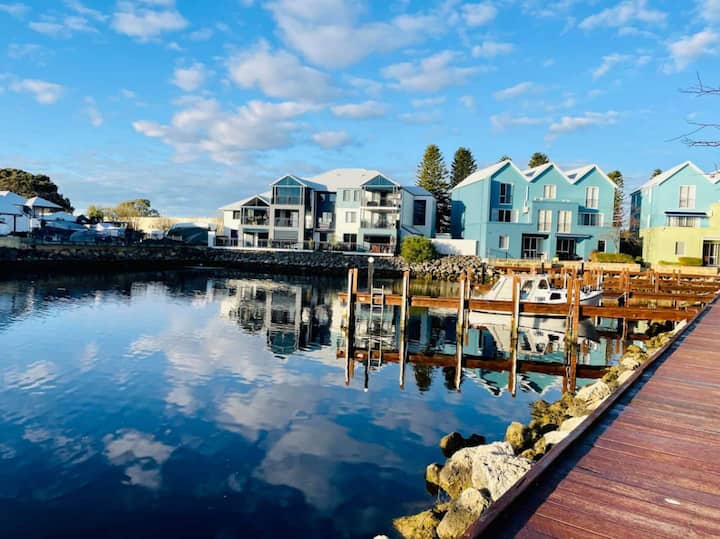 Cosy Studio- Courtyard- Central-pool - Mandurah
