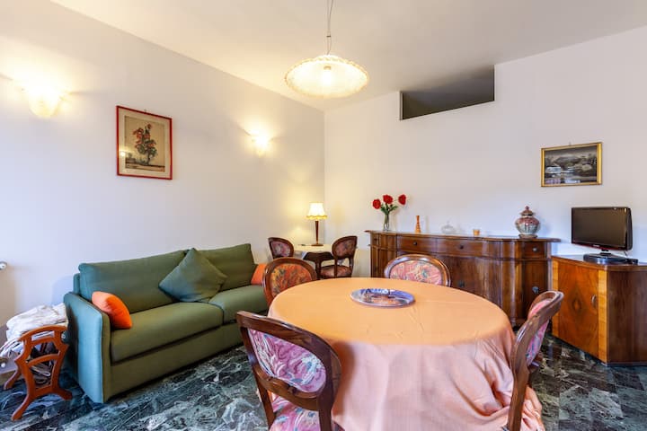 Casa Chanel A Marina Di Carrara - Carrara