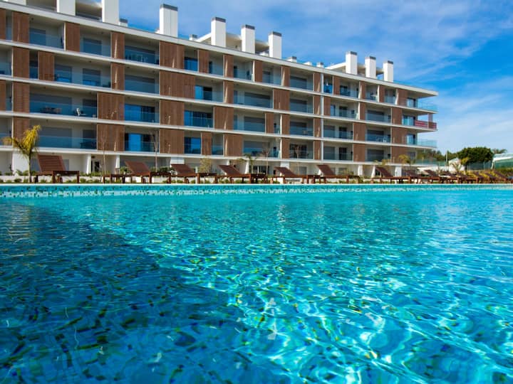 Green 1 Apartment | Luxurious & Playground &Garage - Albufeira