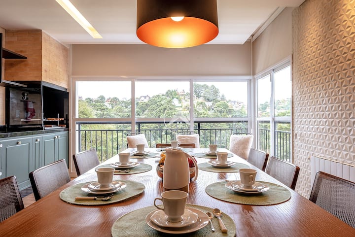 Completo E Sofisticado Ap. | Excelente Localização - Campos do Jordão