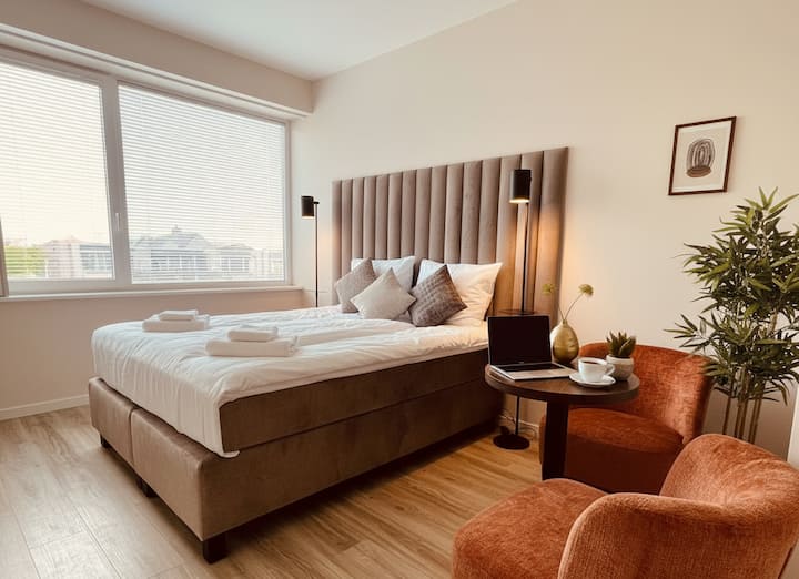 Suite Chic Avec Salle De Bain Et Cuisine - Dongen