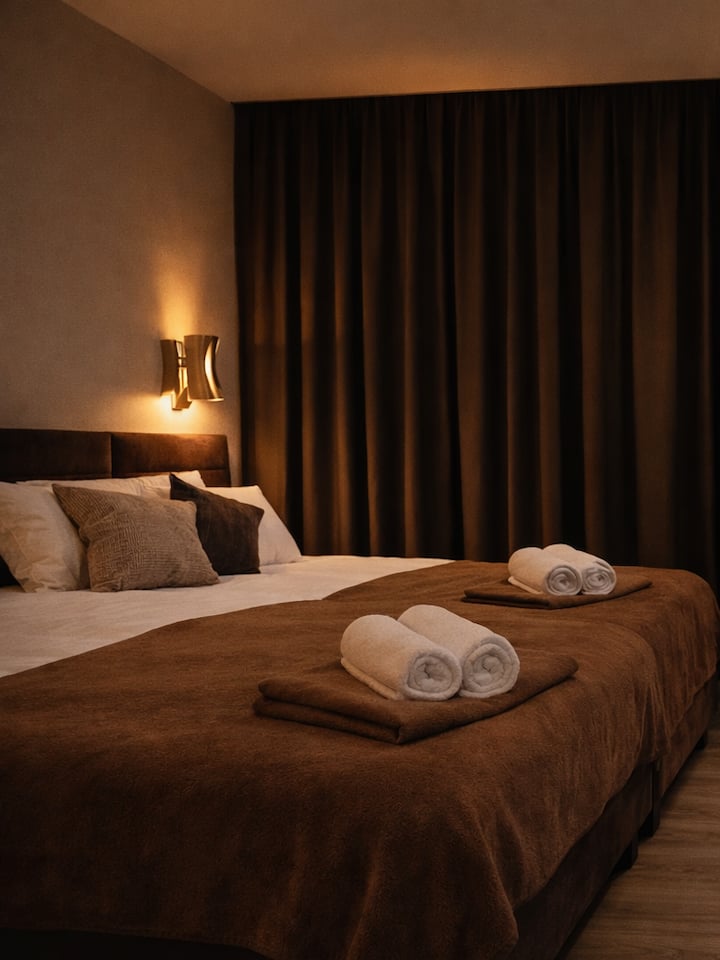 Raamsdonksveer Apartment – Couples & Business Stay - Dordrecht