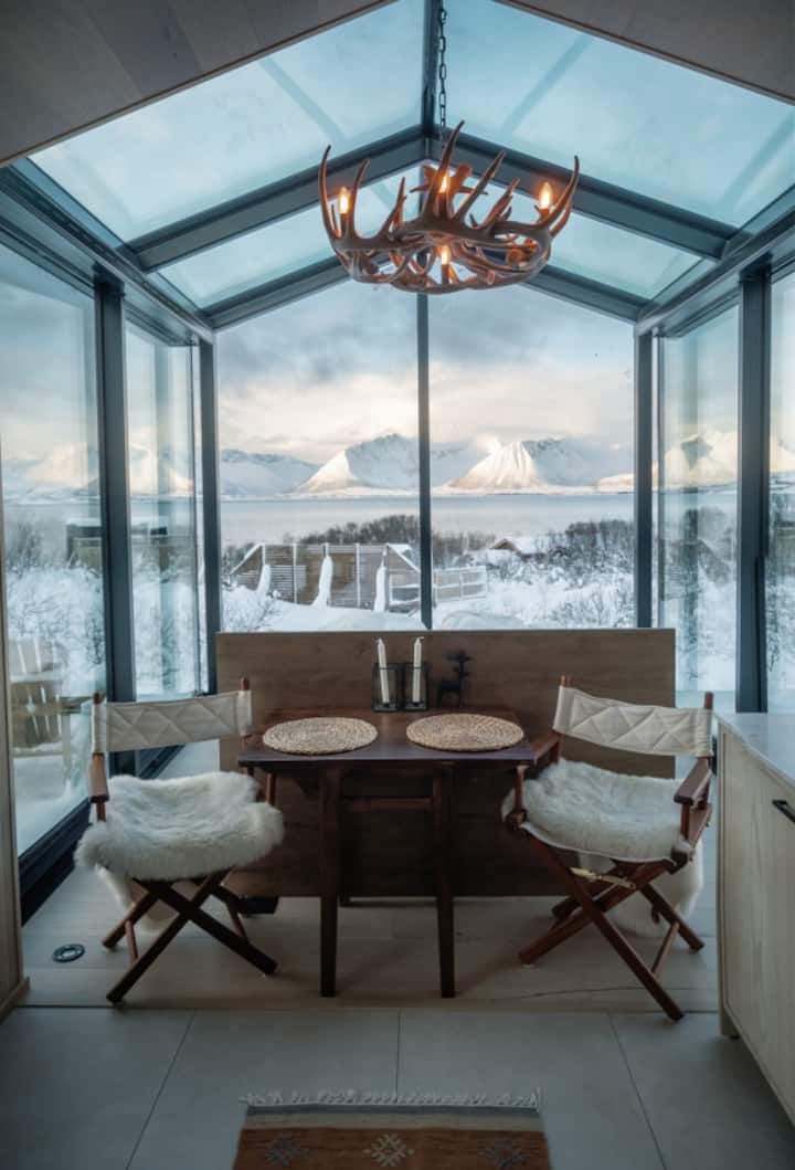 14 Peaks ~Wonderinn Arctic X ÖÖD - Norway