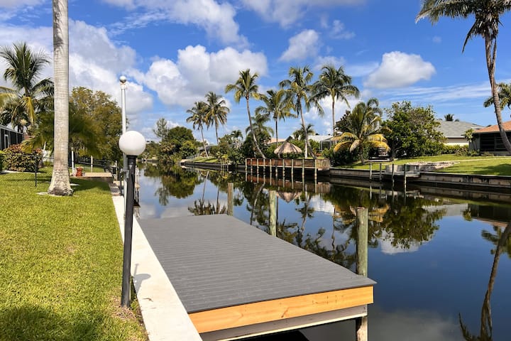 Lanai & Pool: Waterfront Cape Coral Home! - Cape Coral, FL