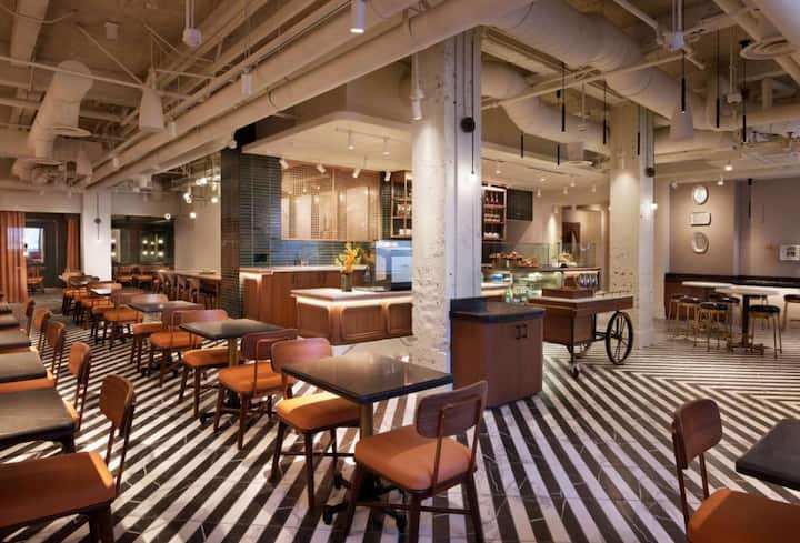 Enjoy A Hassle-free Stay! Pet-friendly Property! - San Francisco, CA