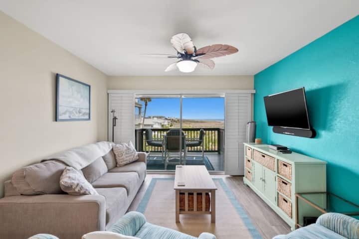 Seashell Sunrise 2br | Beach + Pool - Amelia Island, FL