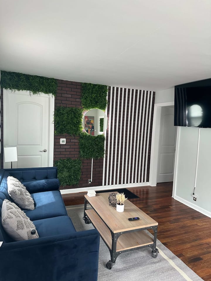 Bungalow Bliss - Great For Long Term Stay - Mars Hill, IN