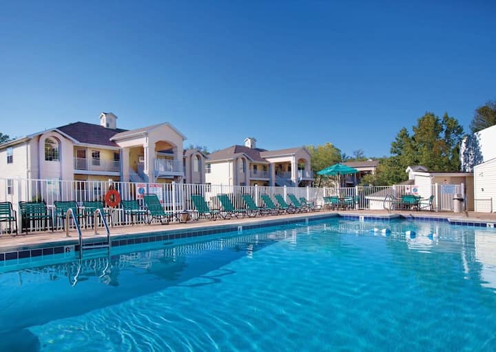 Relaxing Retreat: 1br At Wyndham Branson Falls - Branson, MO