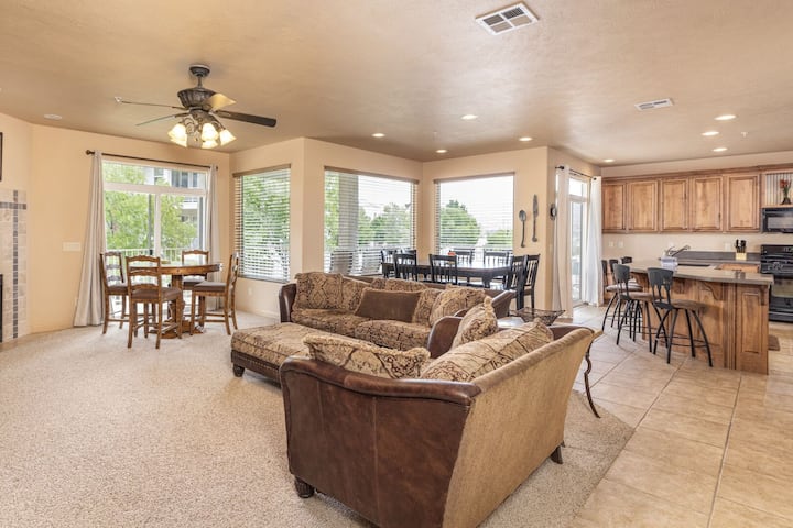 Las Palmas Resort #1808 | All-inclusive Amenities - St. George