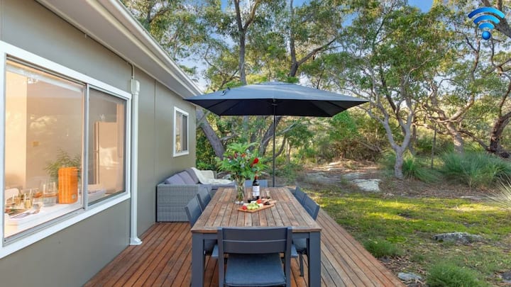 Kangaroo Cottage — Stay5 Pay 4 - Currarong