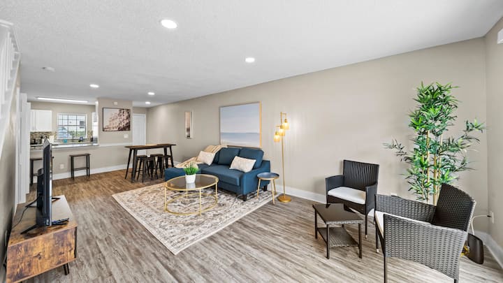 Cozy Townhome| Moffitt| Pool| Gym| Fast Wifi| 2b2b - Tampa