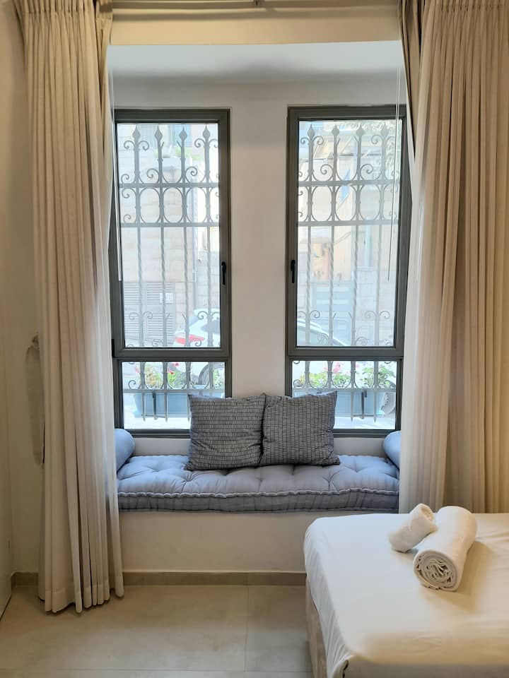Nachlaot Jerusalem • Perfect Studio - Jerusalem