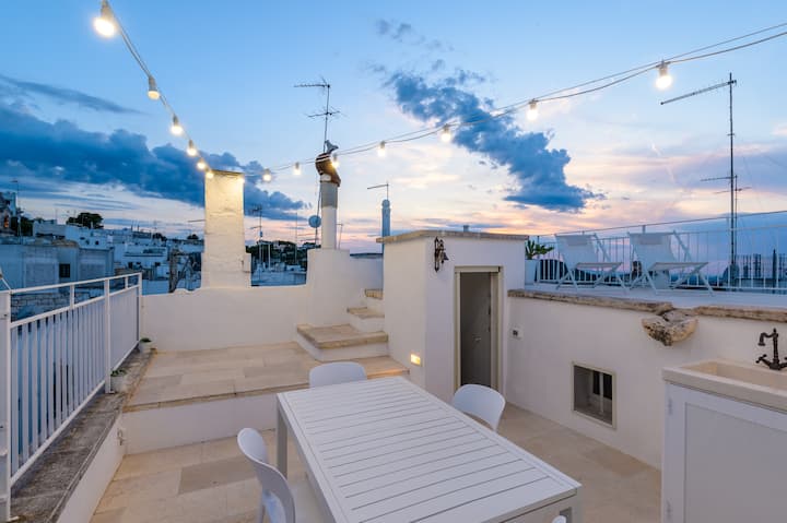 In Alto Mare By Wonderful Italy - Ostuni