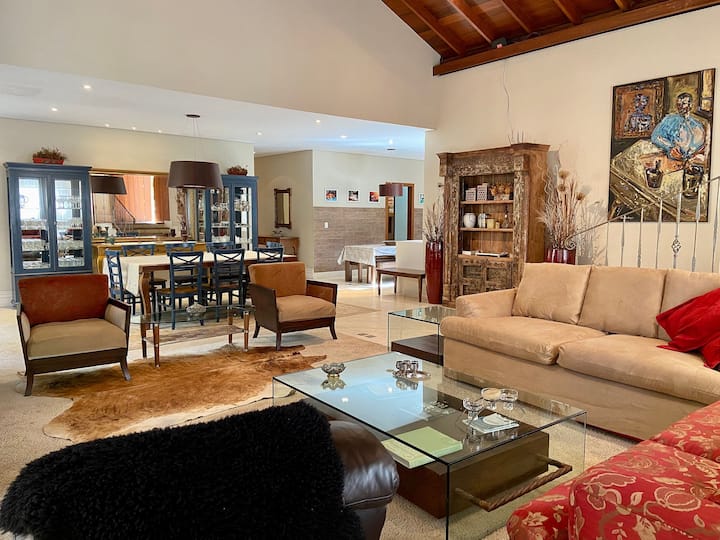 Casa De Cinema Em Condomínio De Alto Padrão - Campos do Jordão