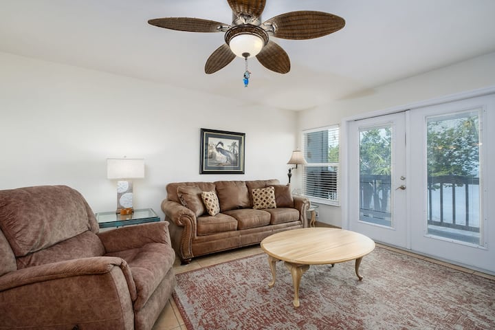 Fenimore Mill 4b - Pool, Hot Tub, Open Gulf View! - Cedar Key, FL