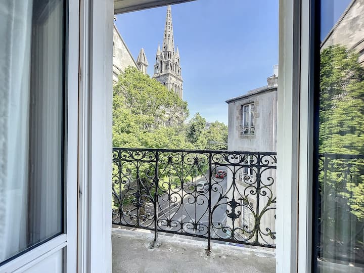 Le Saint-martin Balcon Avec Vue Sur L éGlise - Brest
