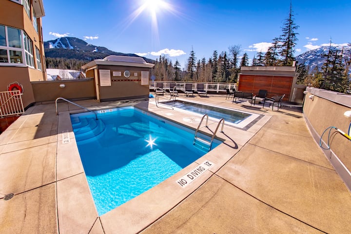 Le Chamois 211 - Ski In Ski Out,  Pool,  Hot Tub - Whistler