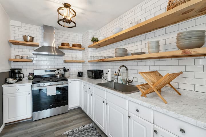 The Lobster Claw: Walk To The Beach & Boardwalk! - North Beach, Hampton