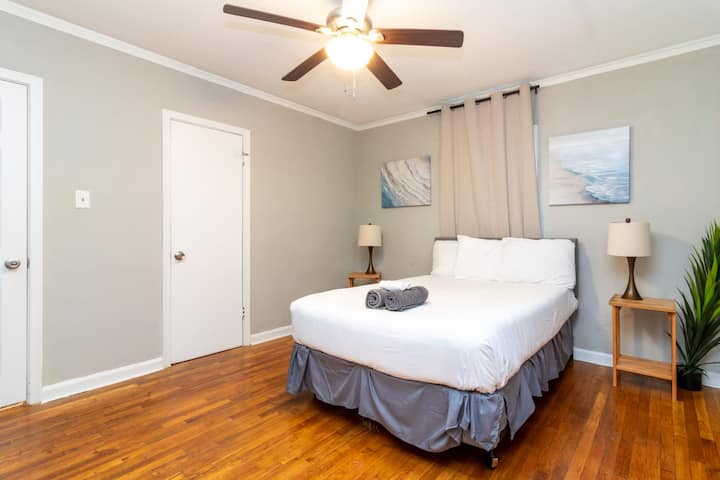 Near Riverwalk & Dining- Columbus Craftsman - Columbus, GA